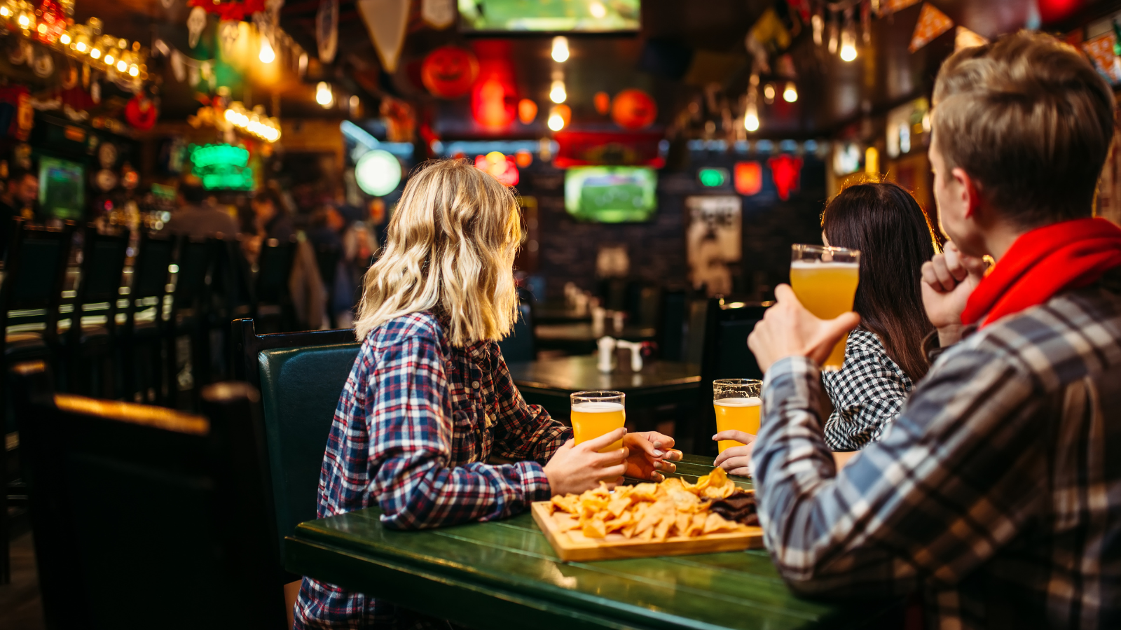 5 Solutions for Enhancing Your Bar's Foodservice Program